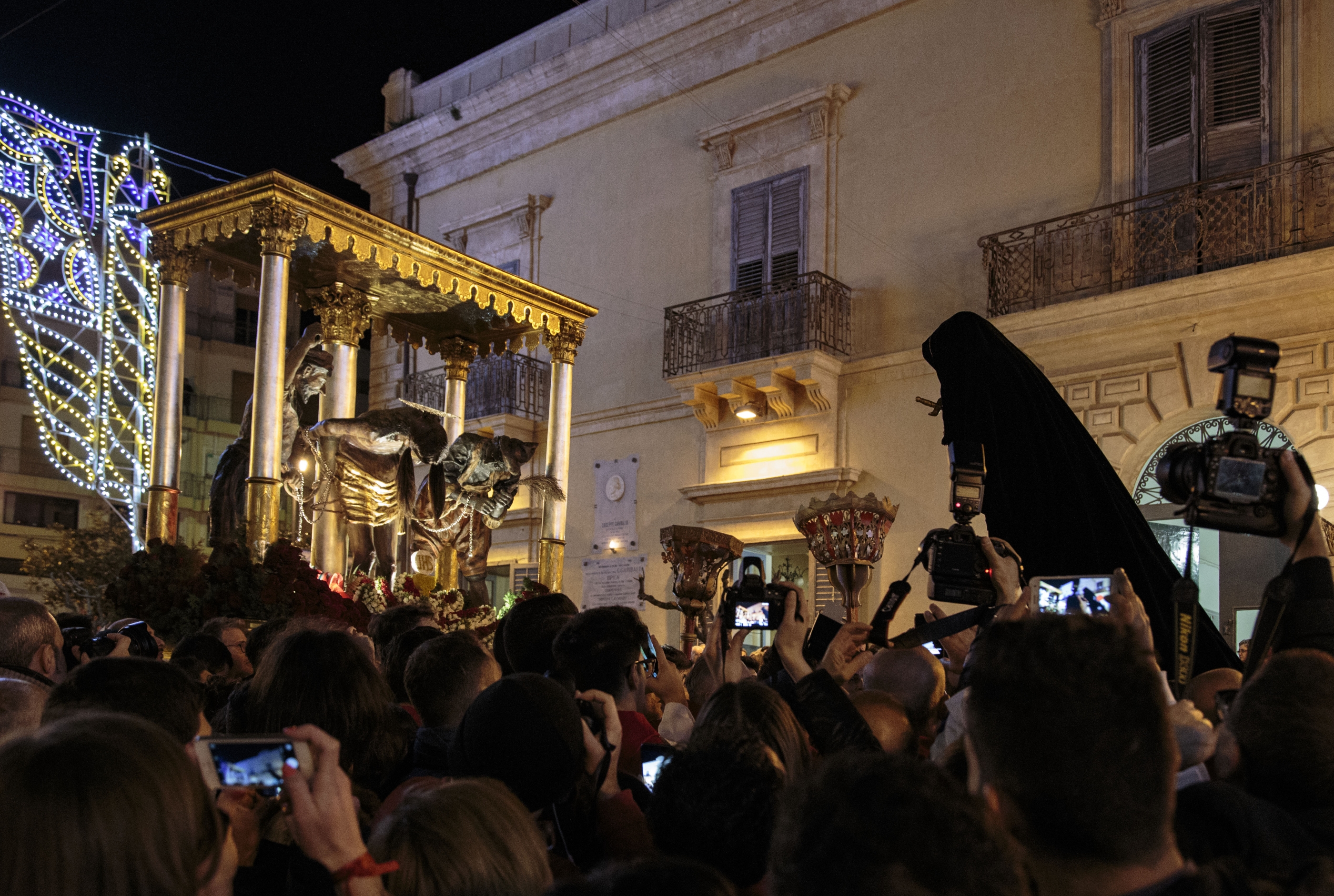 Discover authentic Sicily through Easter celebrations | Isula Travel
